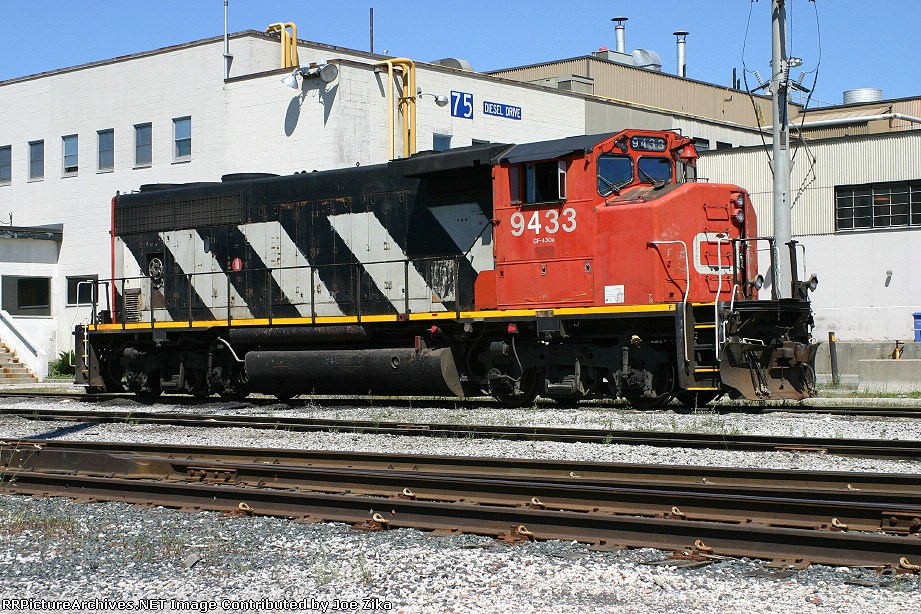 CN 9433 GP 40-2W